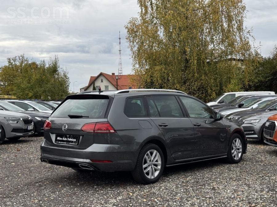 Grey Volkswagen Golf 2019 in Valmiera, with an engine capacity of 2.00 L and mileage of 216 thousand km for 11900 €, photo 7 on AUTOMOTO.COM.LV