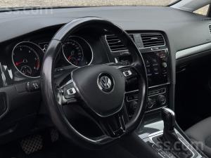 Grey Volkswagen Golf 2019 in Valmiera, with an engine capacity of 2.00 L and mileage of 216 thousand km for 11900 €, photo 9 on AUTOMOTO.COM.LV