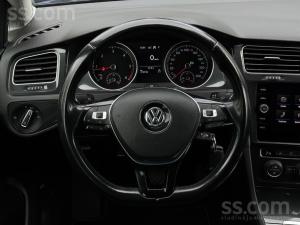 Grey Volkswagen Golf 2019 in Valmiera, with an engine capacity of 2.00 L and mileage of 216 thousand km for 11900 €, photo 10 on AUTOMOTO.COM.LV