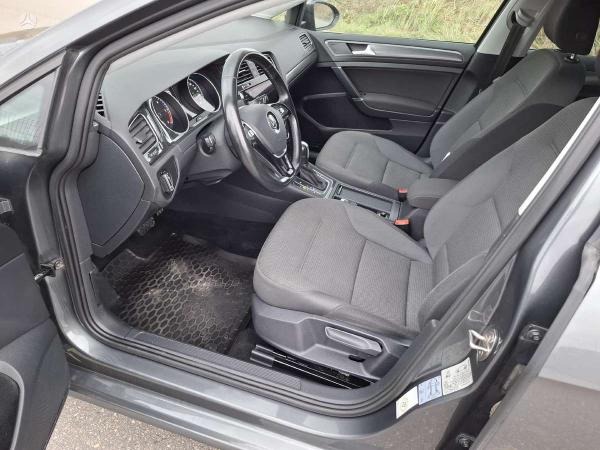Pelēks Volkswagen Golf 2020 Marijampole, ar dzinēja tilpumu 1.97 L un nobraukumu 298 tūkst. km par 10200 €, foto 11 vietnē AUTOMOTO.COM.LV
