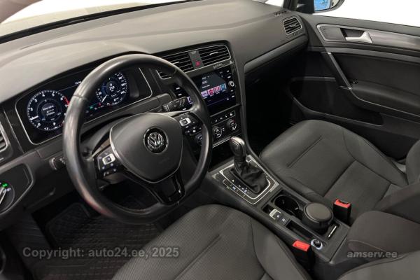Grey Volkswagen Golf 2020 in Parnu, with an engine capacity of 1.50 L and mileage of 71 thousand km for 18990 €, photo 11 on AUTOMOTO.COM.LV