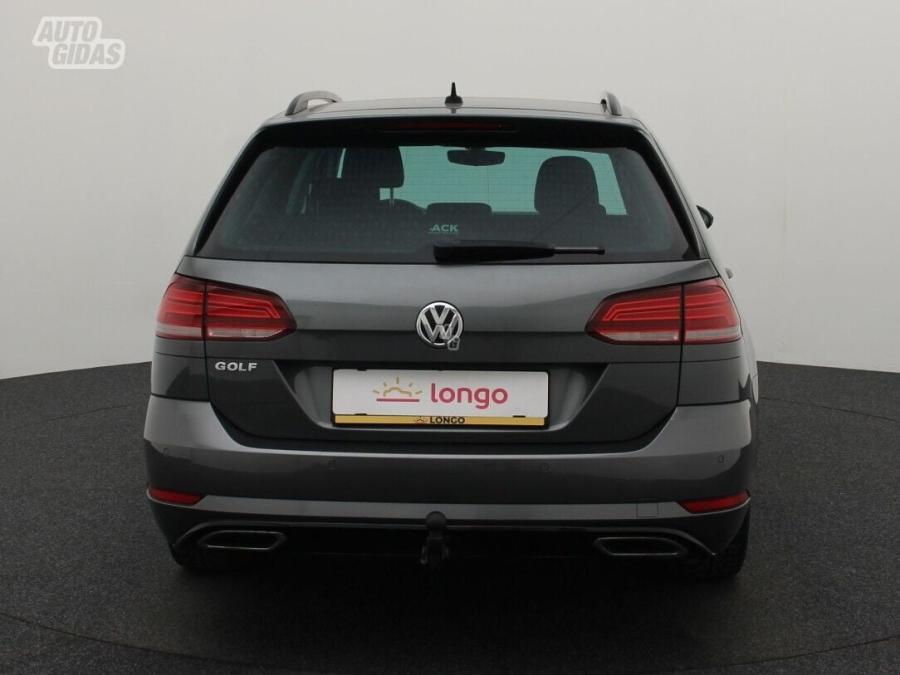 Grey Volkswagen Golf 2020 in Vilnius, with an engine capacity of 1.60 L and mileage of 202 thousand km for 11199 €, photo 5 on AUTOMOTO.COM.LV
