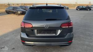 Grey Volkswagen Golf 2020 in Marijampole, with an engine capacity of 2.00 L and mileage of 298 thousand km for 10800 €, photo 9 on AUTOMOTO.COM.LV