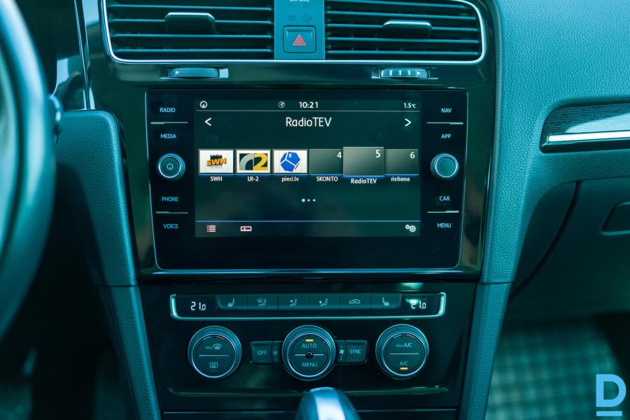 Pelēks Volkswagen Golf 2020 Liepāja, ar dzinēja tilpumu 2.00 L un nobraukumu 190 tūkst. km par 11700 €, foto 10 vietnē AUTOMOTO.COM.LV