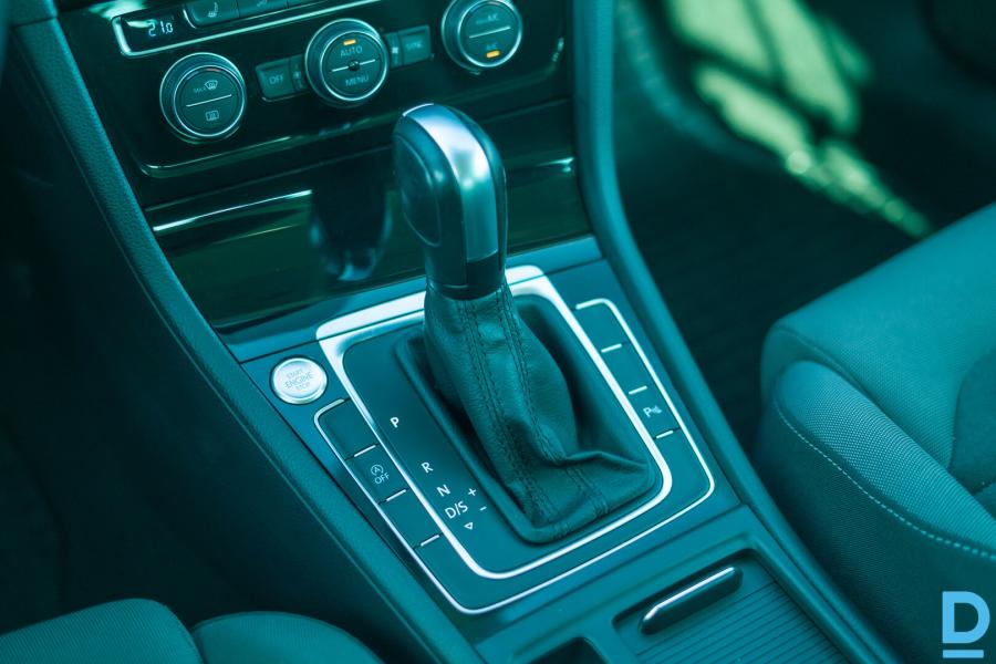 Pelēks Volkswagen Golf 2020 Liepāja, ar dzinēja tilpumu 2.00 L un nobraukumu 190 tūkst. km par 11700 €, foto 11 vietnē AUTOMOTO.COM.LV