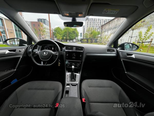 Grey Volkswagen Golf 2020 in Tallinn, with an engine capacity of 1.50 L and mileage of 91 thousand km for 15900 €, photo 5 on AUTOMOTO.COM.LV