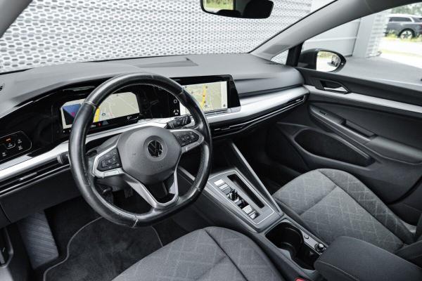 Pelēks Volkswagen Golf 2020 Mārupe, ar dzinēja tilpumu 2.00 L un nobraukumu 135 tūkst. km par 20450 €, foto 8 vietnē AUTOMOTO.COM.LV