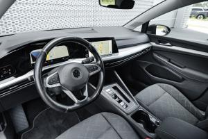 Pelēks Volkswagen Golf 2020 Mārupe, ar dzinēja tilpumu 2.00 L un nobraukumu 135 tūkst. km par 20450 €, foto 9 vietnē AUTOMOTO.COM.LV