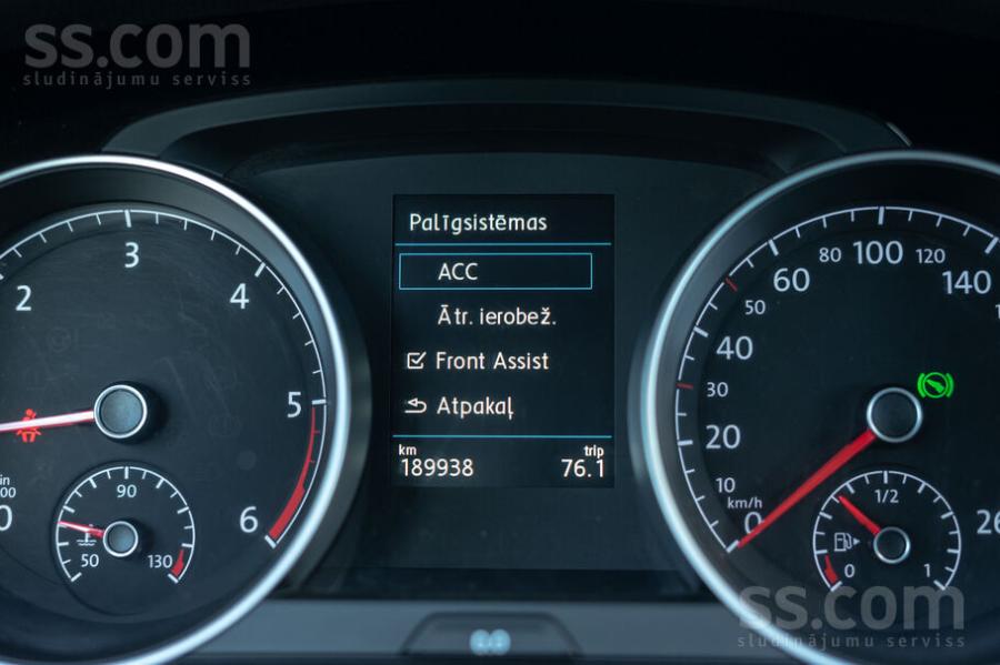 Pelēks Volkswagen Golf 2020 Liepāja, ar dzinēja tilpumu 2.00 L un nobraukumu 190 tūkst. km par 11700 €, foto 24 vietnē AUTOMOTO.COM.LV