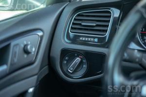 Pelēks Volkswagen Golf 2020 Liepāja, ar dzinēja tilpumu 2.00 L un nobraukumu 190 tūkst. km par 11700 €, foto 33 vietnē AUTOMOTO.COM.LV