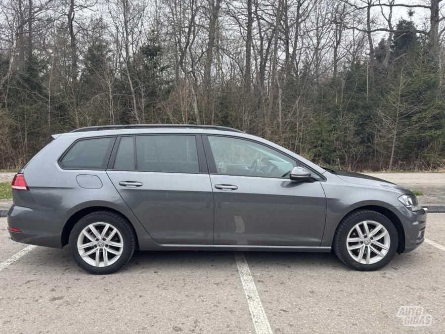 Grey Volkswagen Golf 2020 in Vilnius, with an engine capacity of 1.50 L and mileage of 164 thousand km for 12500 €, photo 7 on AUTOMOTO.COM.LV