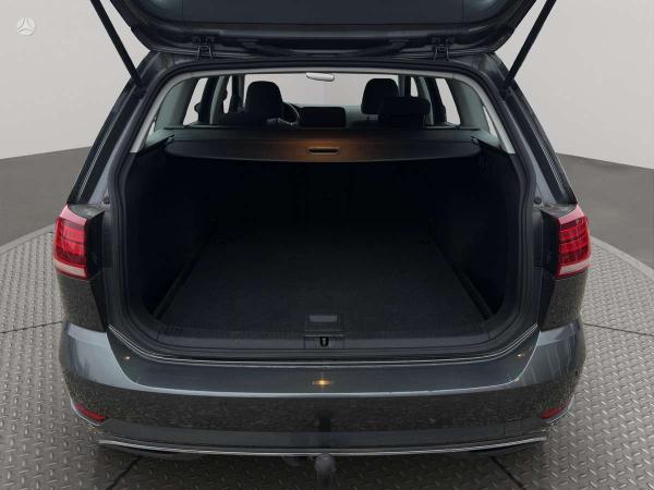 Pelēks Volkswagen Golf 2020 Kauņa, ar dzinēja tilpumu 1.00 L un nobraukumu 185 tūkst. km par 7500 €, foto 10 vietnē AUTOMOTO.COM.LV