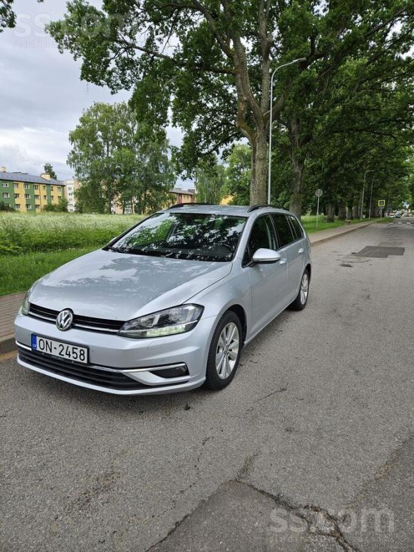 Grey Volkswagen Golf 2020 in Valmiera, with an engine capacity of 1.60 L and mileage of 0 thousand km for 7200 €, photo 2 on AUTOMOTO.COM.LV