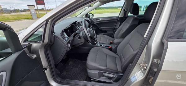 Grey Volkswagen Golf 2020 in Vilnius, with an engine capacity of 1.50 L and mileage of 198 thousand km for 10500 €, photo 10 on AUTOMOTO.COM.LV