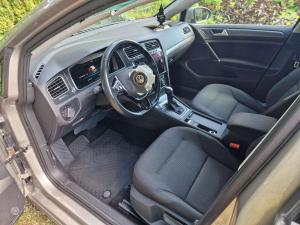 Grey Volkswagen Golf 2020 in Alytus, with an engine capacity of 1.50 L and mileage of 180 thousand km for 6500 €, photo 12 on AUTOMOTO.COM.LV
