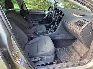 Grey Volkswagen Golf 2020 in Alytus, with an engine capacity of 1.50 L and mileage of 180 thousand km for 6500 €, photo 14 on AUTOMOTO.COM.LV