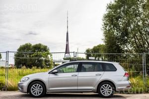 Grey Volkswagen Golf 2020 in Riga, with an engine capacity of 1.50 L and mileage of 176 thousand km for 11990 €, photo 5 on AUTOMOTO.COM.LV