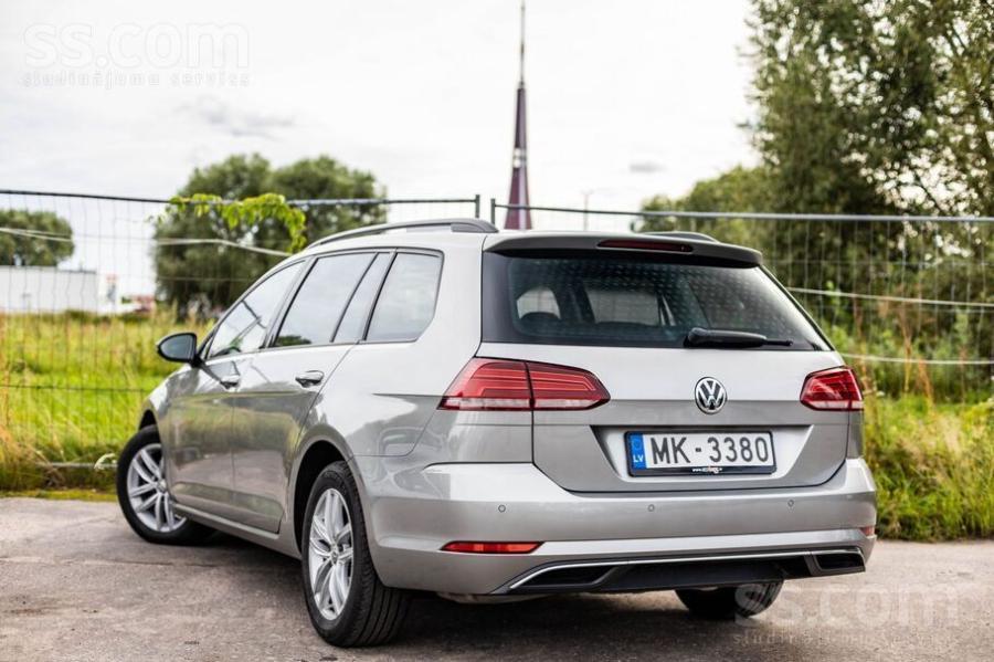 Grey Volkswagen Golf 2020 in Riga, with an engine capacity of 1.50 L and mileage of 176 thousand km for 11990 €, photo 7 on AUTOMOTO.COM.LV