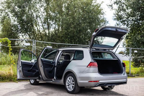 Grey Volkswagen Golf 2020 in Riga, with an engine capacity of 1.50 L and mileage of 176 thousand km for 11990 €, photo 9 on AUTOMOTO.COM.LV