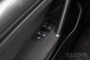 Grey Volkswagen Golf 2020 in Riga, with an engine capacity of 1.50 L and mileage of 176 thousand km for 11990 €, photo 14 on AUTOMOTO.COM.LV