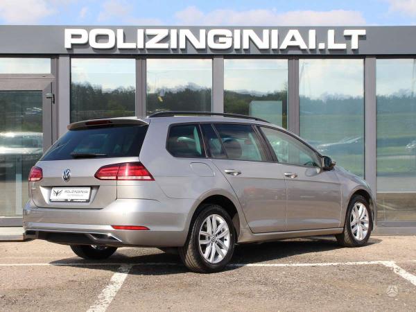 Grey Volkswagen Golf 2020 in Vilnius, with an engine capacity of 1.50 L and mileage of 127 thousand km for 13350 €, photo 5 on AUTOMOTO.COM.LV