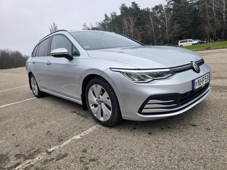 Grey Volkswagen Golf 2021 in Vilnius, with an engine capacity of 1.97 L and mileage of 225 thousand km for 13800 €, photo 2 on AUTOMOTO.COM.LV