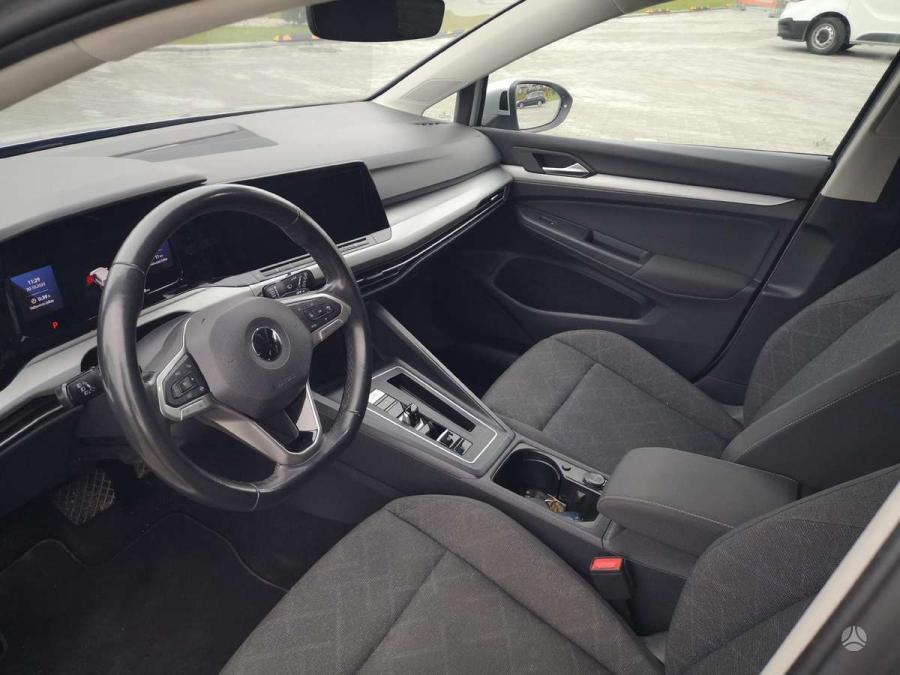 Grey Volkswagen Golf 2021 in Klaipeda, with an engine capacity of 2.00 L and mileage of 135 thousand km for 14000 €, photo 17 on AUTOMOTO.COM.LV