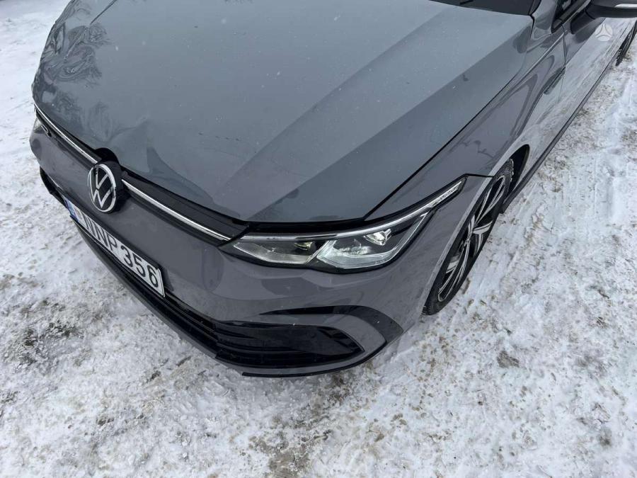 Grey Volkswagen Golf 2021 in Kaunas, with an engine capacity of 1.50 L and mileage of 67 thousand km for 11400 €, photo 5 on AUTOMOTO.COM.LV
