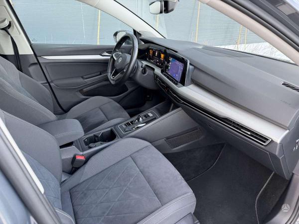 Pelēks Volkswagen Golf 2021 Viļņa, ar dzinēja tilpumu 1.00 L un nobraukumu 198 tūkst. km par 13600 €, foto 5 vietnē AUTOMOTO.COM.LV
