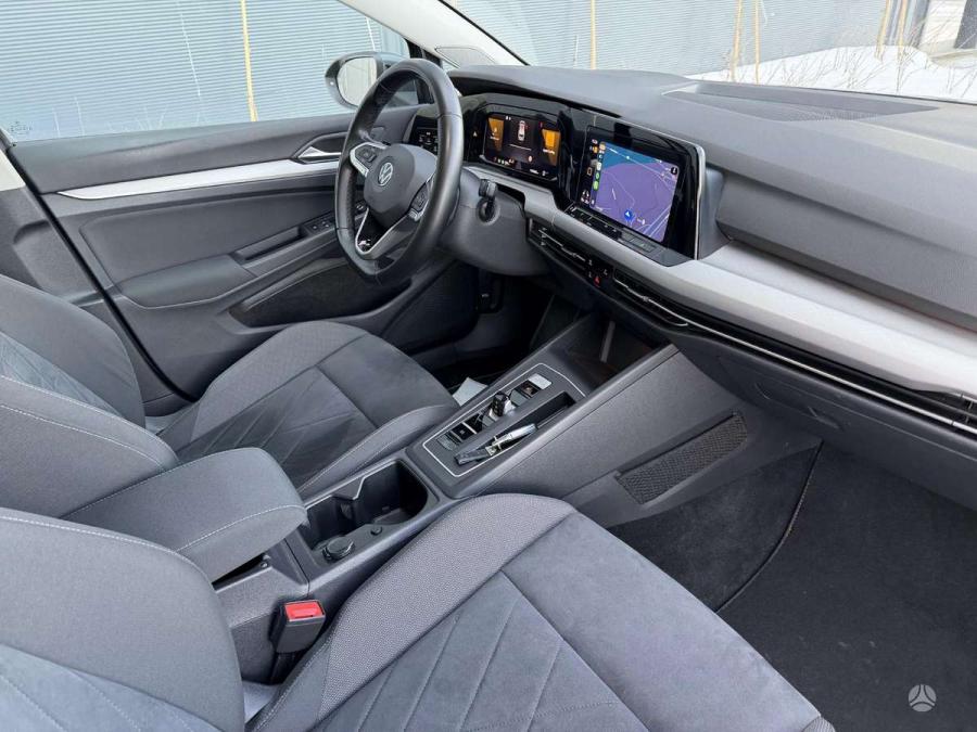 Pelēks Volkswagen Golf 2021 Viļņa, ar dzinēja tilpumu 1.00 L un nobraukumu 198 tūkst. km par 13600 €, foto 13 vietnē AUTOMOTO.COM.LV