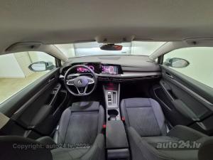 Grey Volkswagen Golf 2021 in Haapsalu, with an engine capacity of 1.50 L and mileage of 124 thousand km for 18499 €, photo 19 on AUTOMOTO.COM.LV