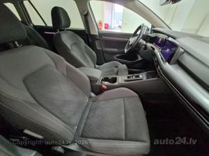 Grey Volkswagen Golf 2021 in Haapsalu, with an engine capacity of 1.50 L and mileage of 124 thousand km for 18499 €, photo 20 on AUTOMOTO.COM.LV