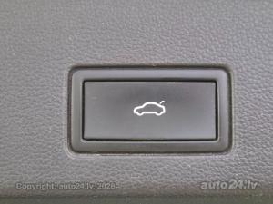 Grey Volkswagen Golf 2021 in Haapsalu, with an engine capacity of 1.50 L and mileage of 124 thousand km for 18499 €, photo 27 on AUTOMOTO.COM.LV