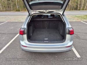 Grey Volkswagen Golf 2021 in Tallinn, with an engine capacity of 2.00 L and mileage of 175 thousand km for 16740 €, photo 9 on AUTOMOTO.COM.LV