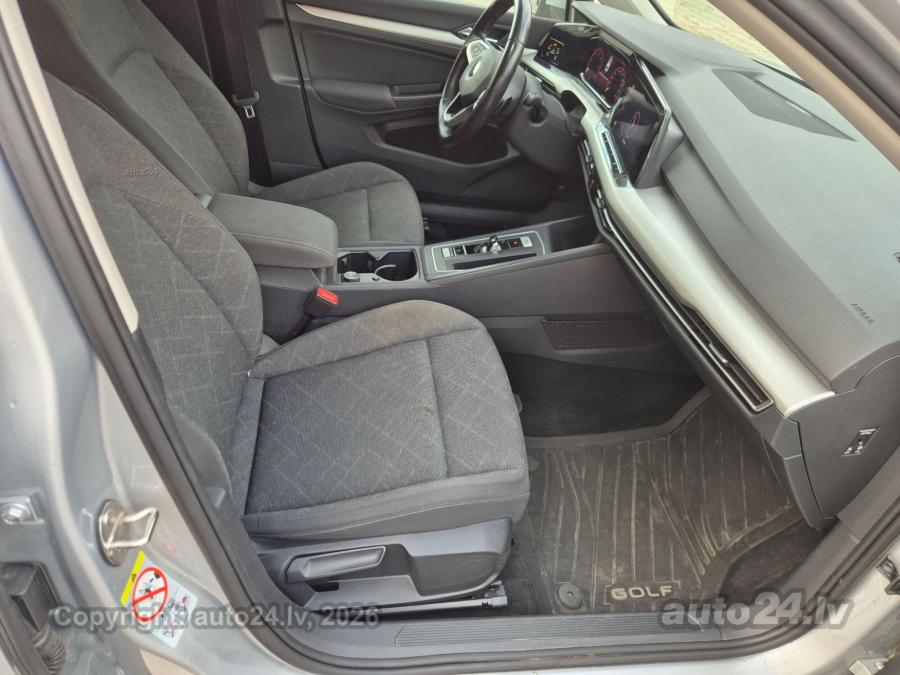Grey Volkswagen Golf 2021 in Tallinn, with an engine capacity of 2.00 L and mileage of 175 thousand km for 16740 €, photo 17 on AUTOMOTO.COM.LV