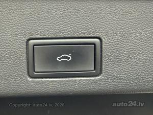 Pelēks Volkswagen Golf 2021 Pērnava, ar dzinēja tilpumu 2.00 L un nobraukumu 85 tūkst. km par 19900 €, foto 24 vietnē AUTOMOTO.COM.LV