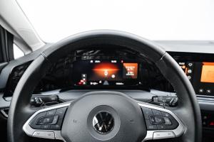 Grey Volkswagen Golf 2021 in Riga, with an engine capacity of 2.00 L and mileage of 130 thousand km for 18500 €, photo 11 on AUTOMOTO.COM.LV