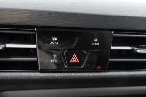 Grey Volkswagen Golf 2021 in Riga, with an engine capacity of 2.00 L and mileage of 130 thousand km for 18500 €, photo 18 on AUTOMOTO.COM.LV