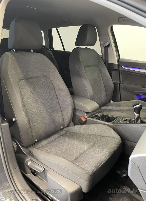 Pelēks Volkswagen Golf 2021 Tallina, ar dzinēja tilpumu 1.50 L un nobraukumu 85 tūkst. km par 15990 €, foto 9 vietnē AUTOMOTO.COM.LV