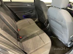 Grey Volkswagen Golf 2021 in Tallinn, with an engine capacity of 1.50 L and mileage of 85 thousand km for 15990 €, photo 11 on AUTOMOTO.COM.LV