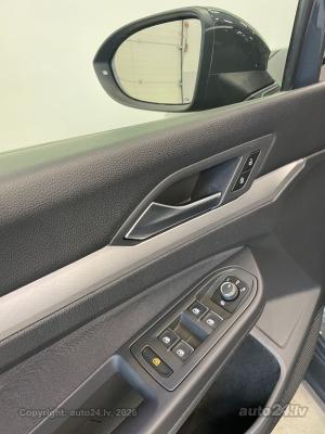 Grey Volkswagen Golf 2021 in Tallinn, with an engine capacity of 1.50 L and mileage of 85 thousand km for 15990 €, photo 17 on AUTOMOTO.COM.LV