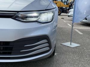 Pelēks Volkswagen Golf 2021 Viļņa, ar dzinēja tilpumu 1.97 L un nobraukumu 162 tūkst. km par 12999 €, foto 7 vietnē AUTOMOTO.COM.LV