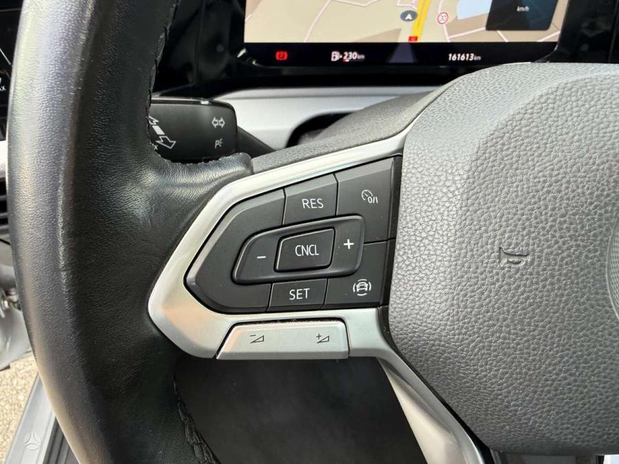 Pelēks Volkswagen Golf 2021 Viļņa, ar dzinēja tilpumu 1.97 L un nobraukumu 162 tūkst. km par 12999 €, foto 26 vietnē AUTOMOTO.COM.LV