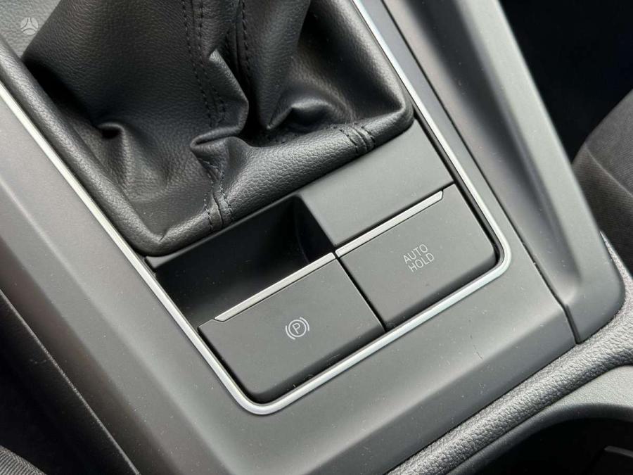 Pelēks Volkswagen Golf 2021 Viļņa, ar dzinēja tilpumu 1.97 L un nobraukumu 162 tūkst. km par 12999 €, foto 32 vietnē AUTOMOTO.COM.LV