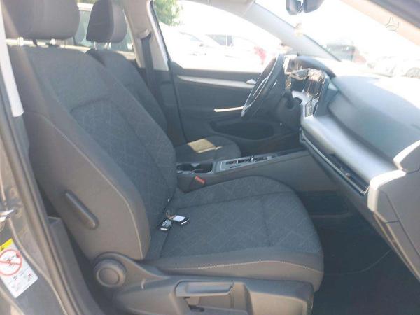 Grey Volkswagen Golf 2021 in Vilnius, with an engine capacity of 1.50 L and mileage of 183 thousand km for 12950 €, photo 4 on AUTOMOTO.COM.LV