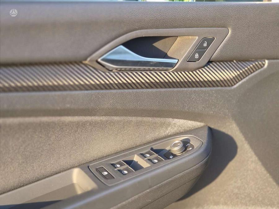 Pelēks Volkswagen Golf 2021 Viļņa, ar dzinēja tilpumu 1.97 L un nobraukumu 226 tūkst. km par 12200 €, foto 9 vietnē AUTOMOTO.COM.LV