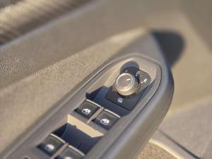 Pelēks Volkswagen Golf 2021 Viļņa, ar dzinēja tilpumu 1.97 L un nobraukumu 226 tūkst. km par 12200 €, foto 10 vietnē AUTOMOTO.COM.LV