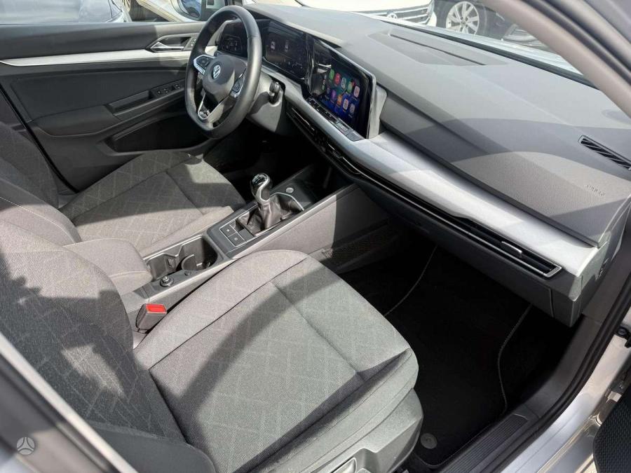Grey Volkswagen Golf 2021 in Vilnius, with an engine capacity of 1.97 L and mileage of 228 thousand km for 11999 €, photo 13 on AUTOMOTO.COM.LV