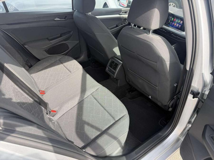 Grey Volkswagen Golf 2021 in Vilnius, with an engine capacity of 1.97 L and mileage of 228 thousand km for 11999 €, photo 14 on AUTOMOTO.COM.LV