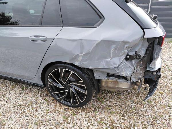 Pelēks Volkswagen Golf 2021 Vilkaviškis, ar dzinēja tilpumu 1.97 L un nobraukumu 181 tūkst. km par 12600 €, foto 10 vietnē AUTOMOTO.COM.LV